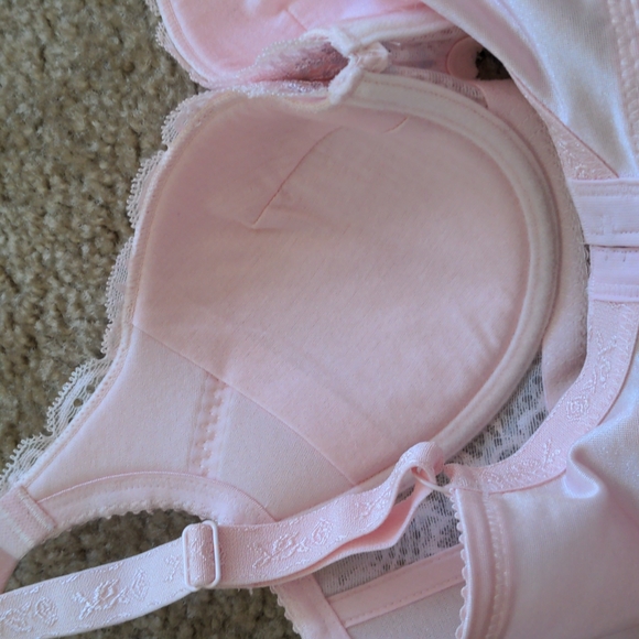 Savvy | Intimates & Sleepwear | Pink Lace Lingerie Set Bra 75c34c ...